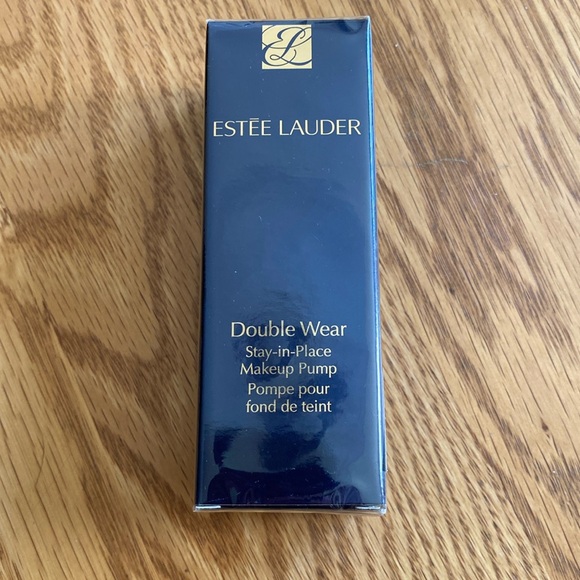 Estee Lauder | Makeup | Estee Lauder Double Wear Makeup Pump | Poshmark